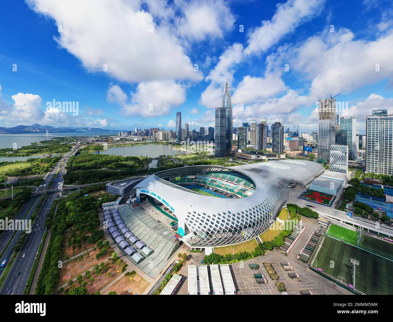 Stade du centre sportif de la baie de shenzhen Banque de photographies ...