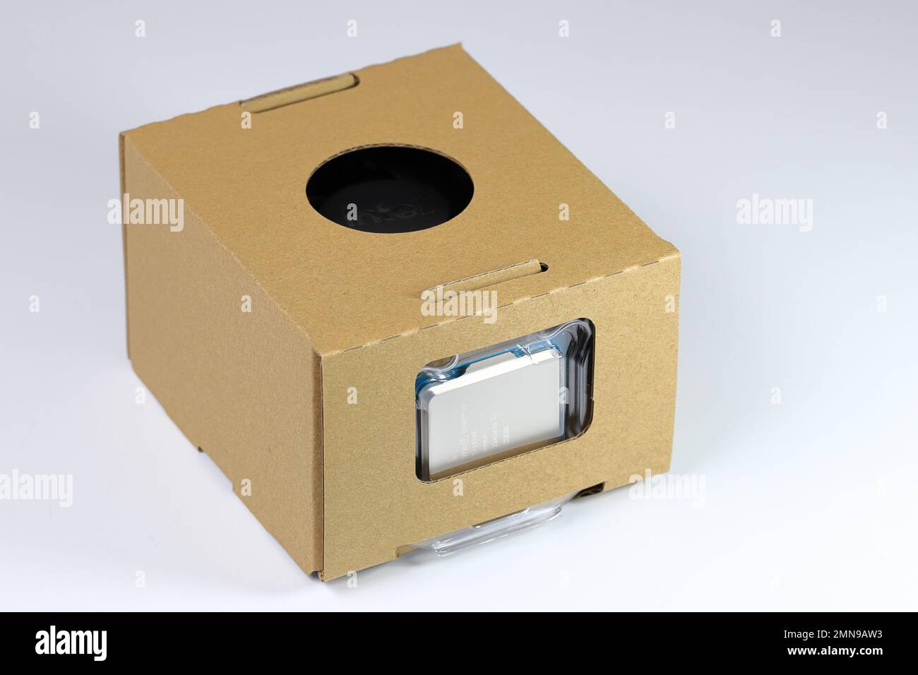 Tout nouveau boîtier de vente interne du processeur Intel Core i7 13700 ...