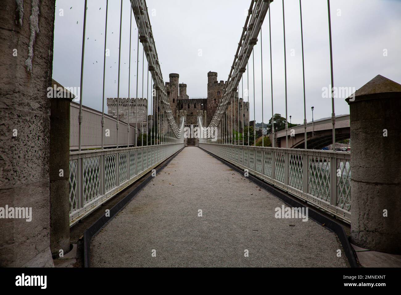 Premier pont suspendu Banque de photographies et d’images à haute ...