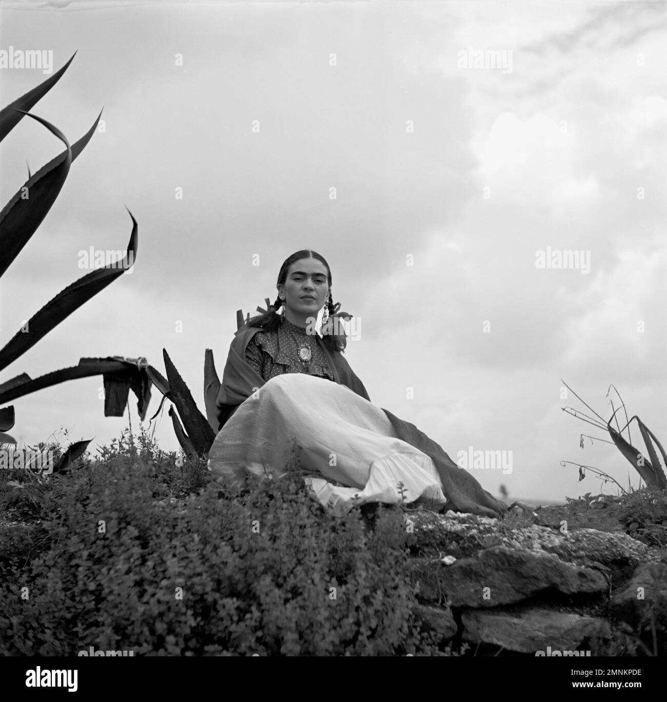 1937 , MEXIQUE : le célèbre peintre mexicain FRIDA KAHLO ( 1907 - 1954 ...