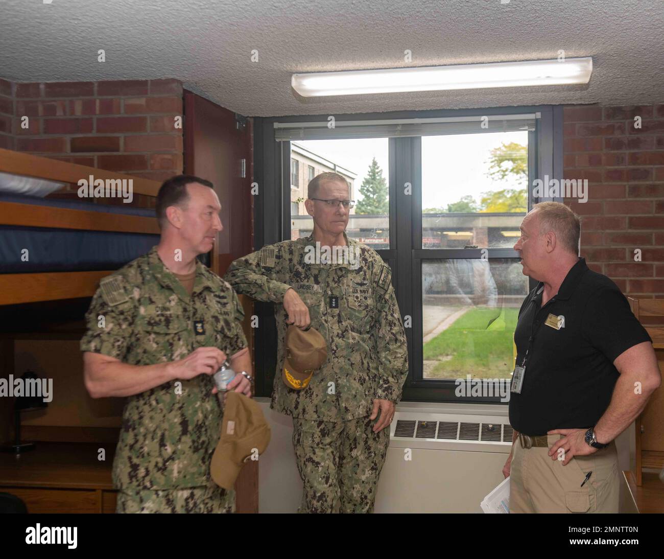 GRANDS LACS, il. (Oct 6, 2022) Vice SMA. Yancy Lindsey, centre ...