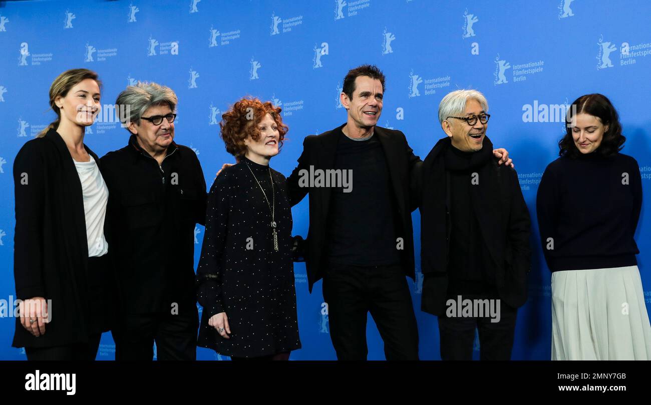 Cecile de France, Chema Prado, Stephanie Zachary, Tom Tykwer, Ryuichi ...