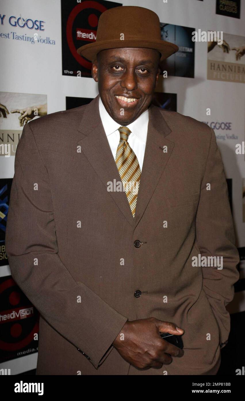 Bill Duke pose sur le tapis rouge de l'AFM Blowout Party organisé par ...