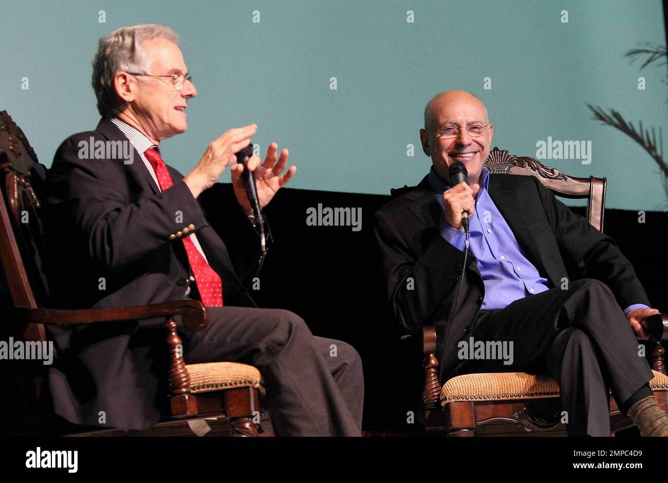Alan Arkin, acteur lauréat d'un Oscar, s'entretient avec Jeffrey Lyons ...