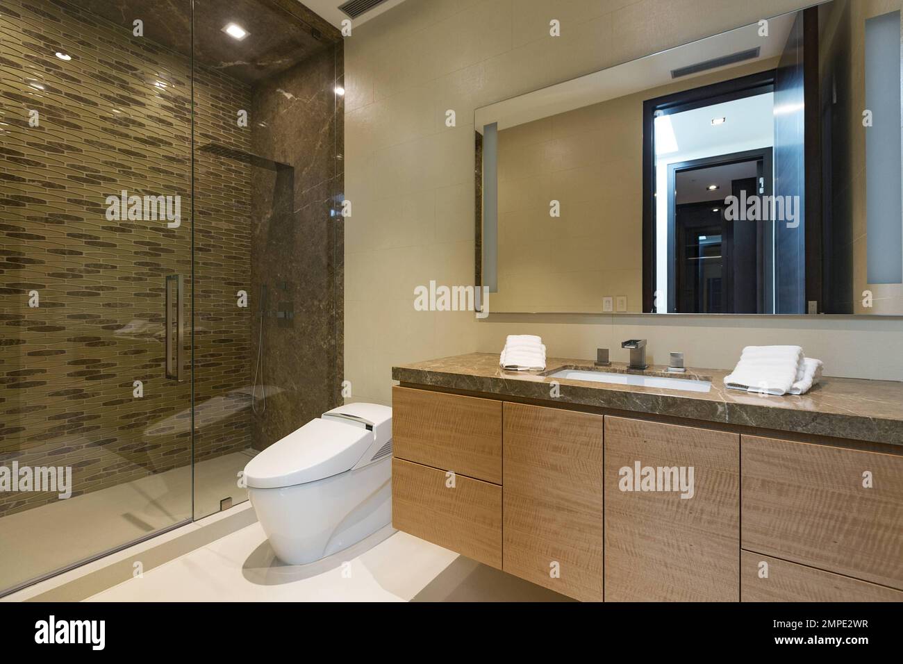 C'est l'incroyable 85M $ dollar Beverly Hills domaine à flanc de ...