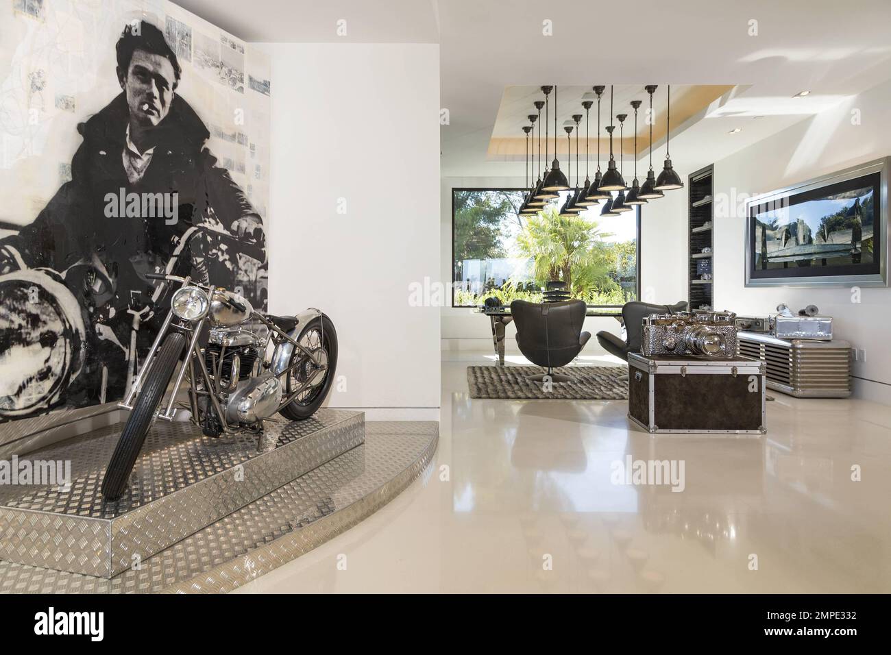 C'est l'incroyable 85M $ dollar Beverly Hills domaine à flanc de ...