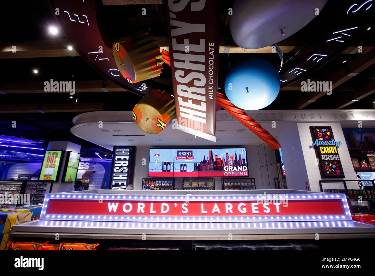 IMAGE DISTRIBUTED FOR THE HERSHEY COMPANY - HERSHEY'S CHOCOLATE WORLD ...