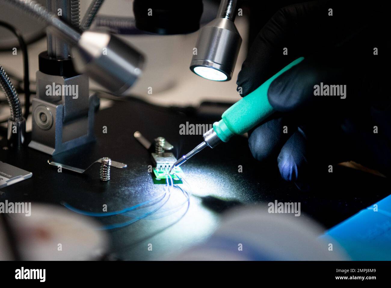 Un membre du personnel du National Computer Forensics Institute (NCFI ...
