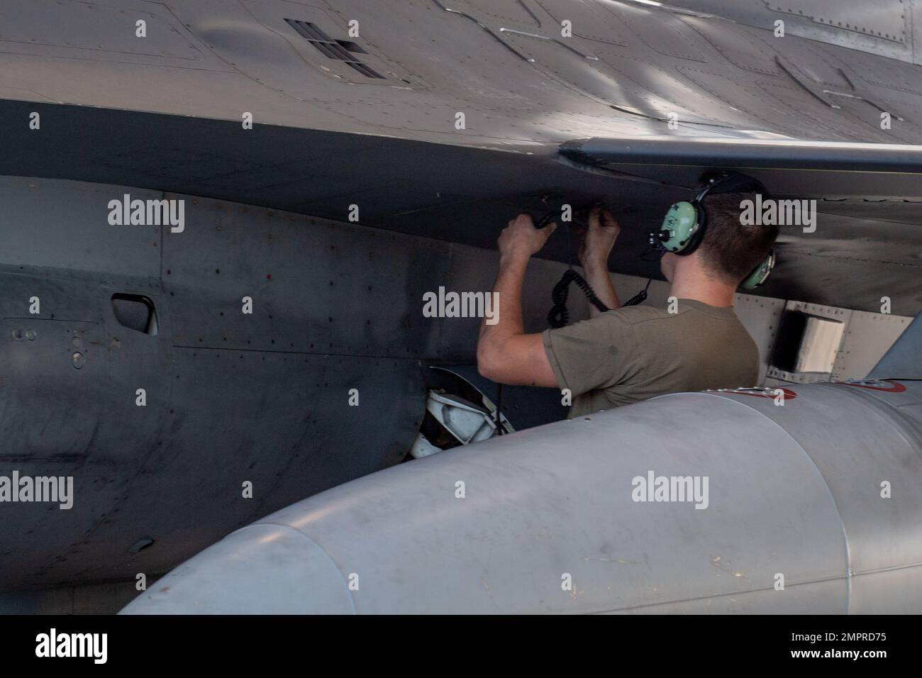 Airman 1st Class Logan Turner, chef d'équipage du 555th Fighter ...