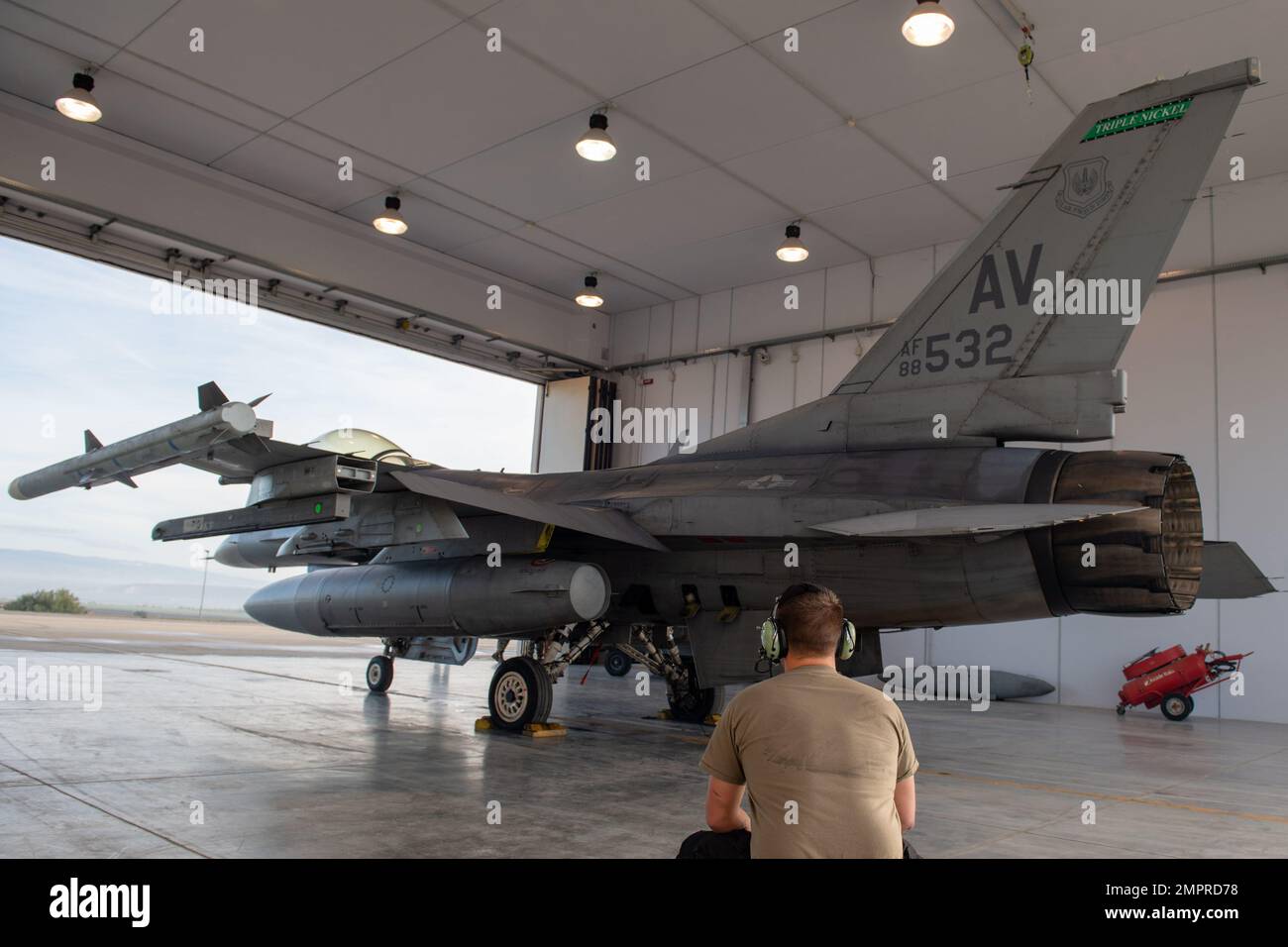 Airman 1st Class Logan Turner, chef d'équipage du 555th Fighter ...