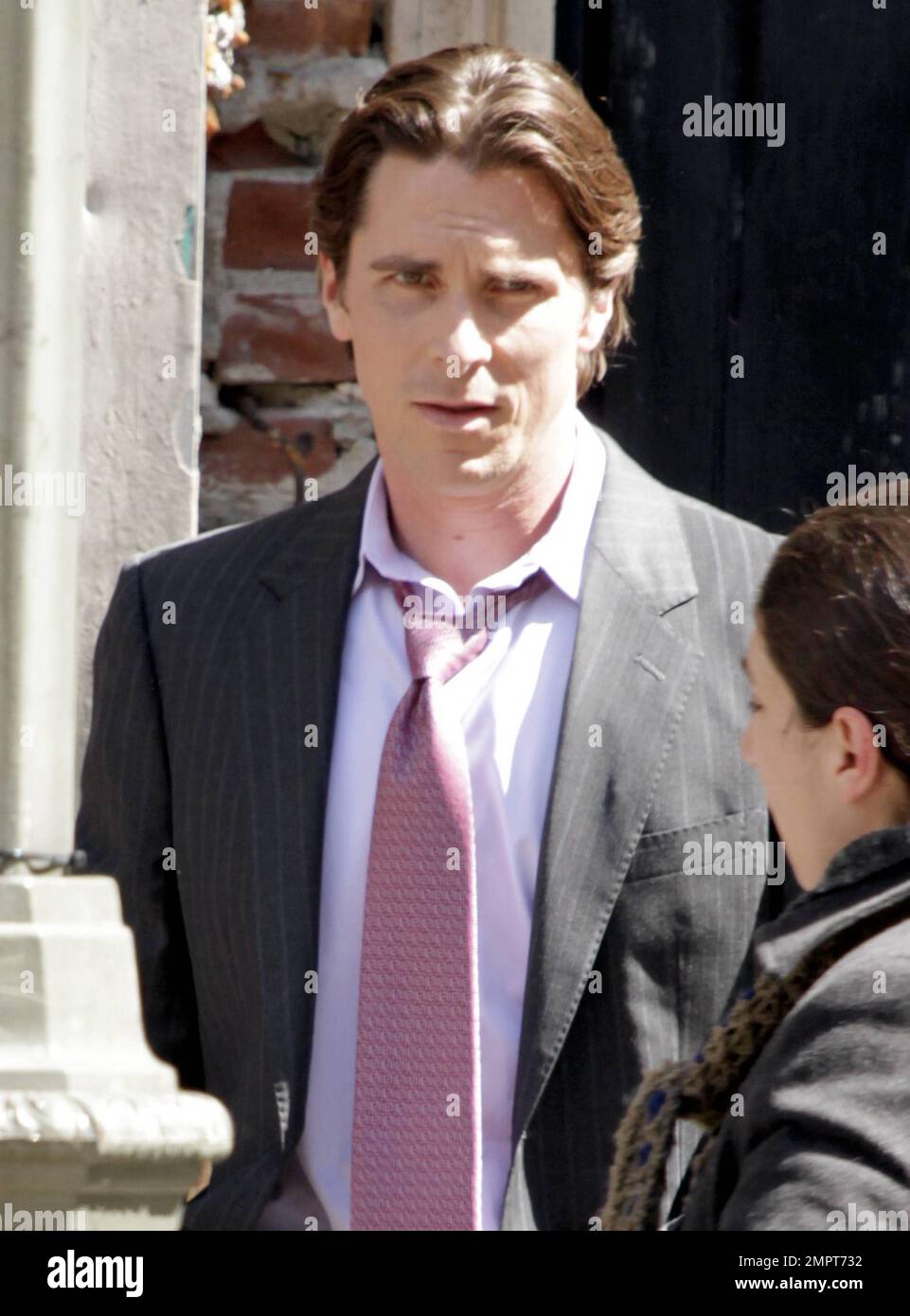 Anne hathaway christian bale Banque de photographies et d’images à ...