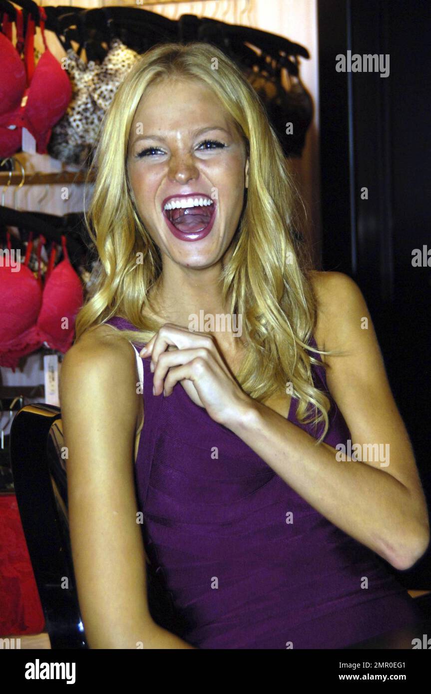 VictoriaÕs Secret Angel et Erin Heatherton, originaire de Chicago ...