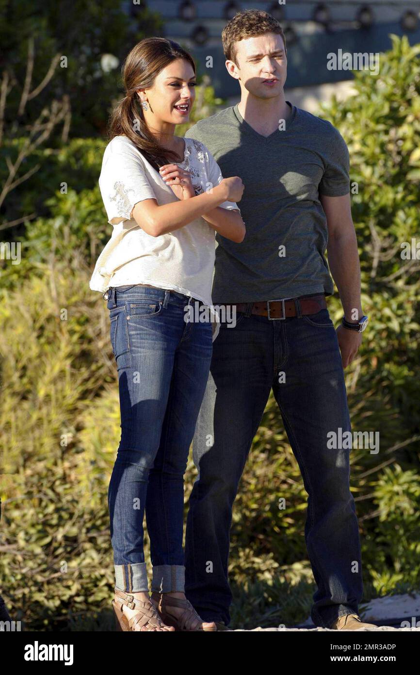 Justin timberlake mila kunis film Banque de photographies et d’images à haute résolution - Alamy