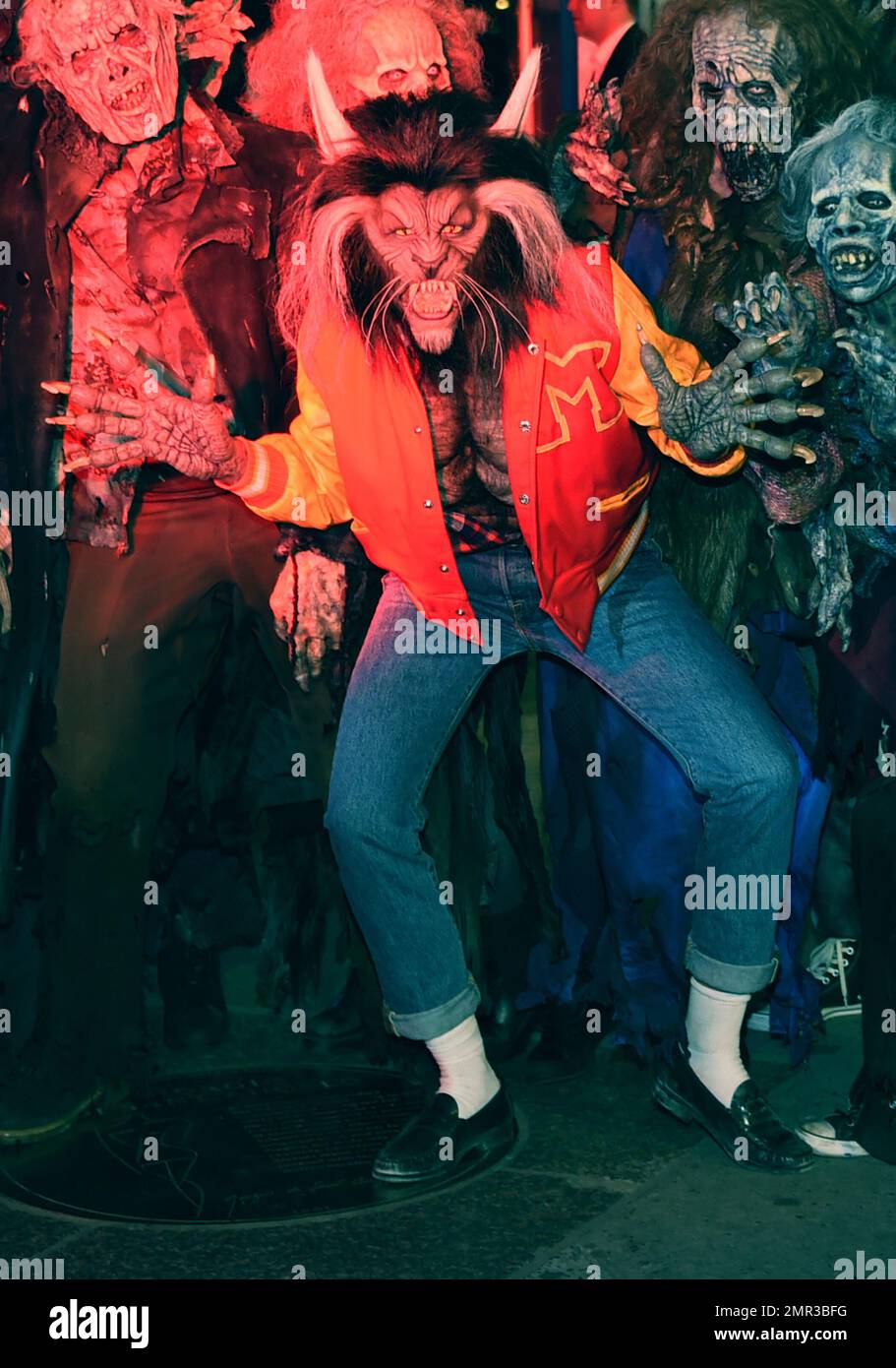 Heidi Klum, dressed as a werewolf from Michael Jackson's "Thriller ...