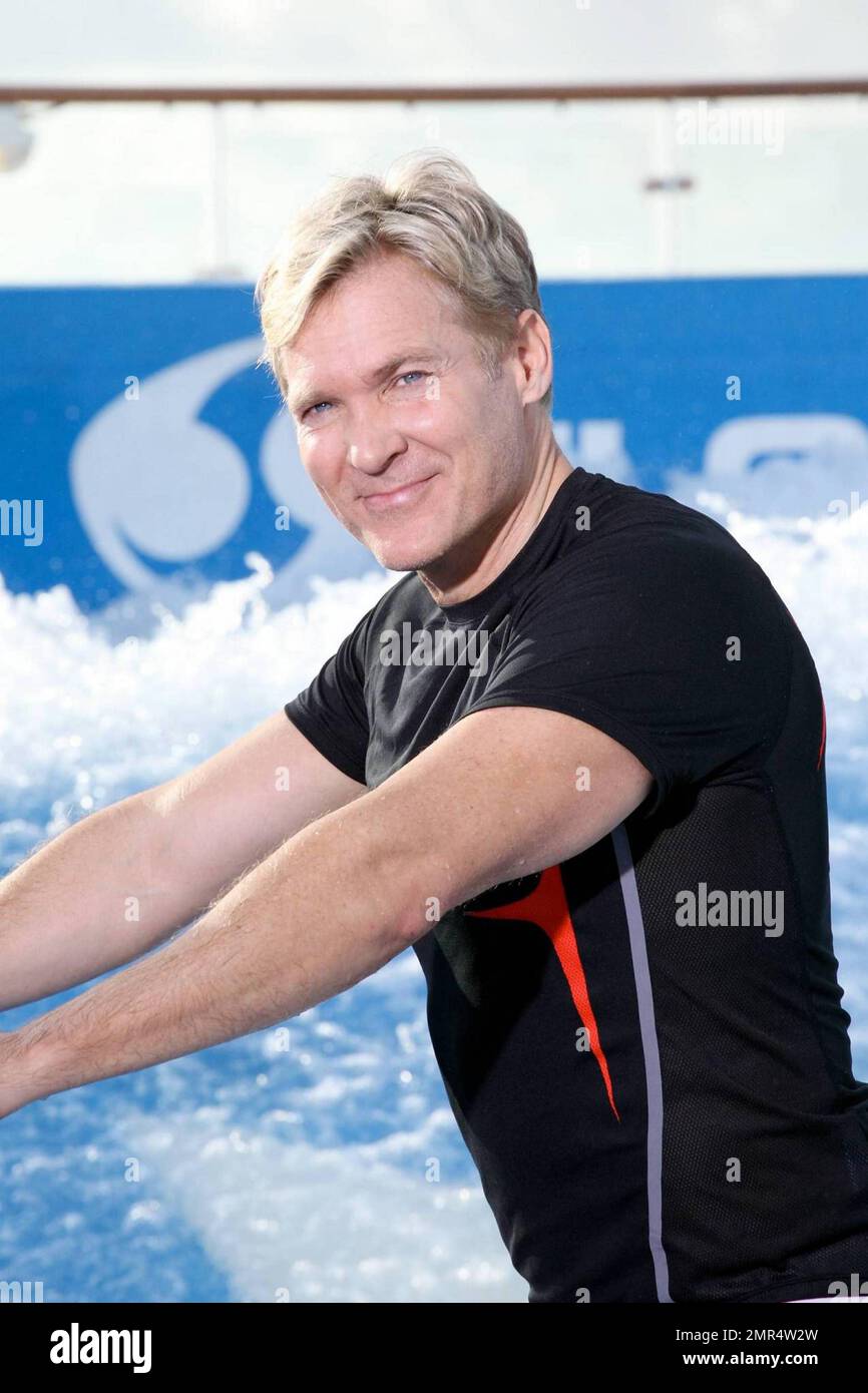 - Sam Champion et Melissa Rycroft dévoilent le plus grand paquebot de ...