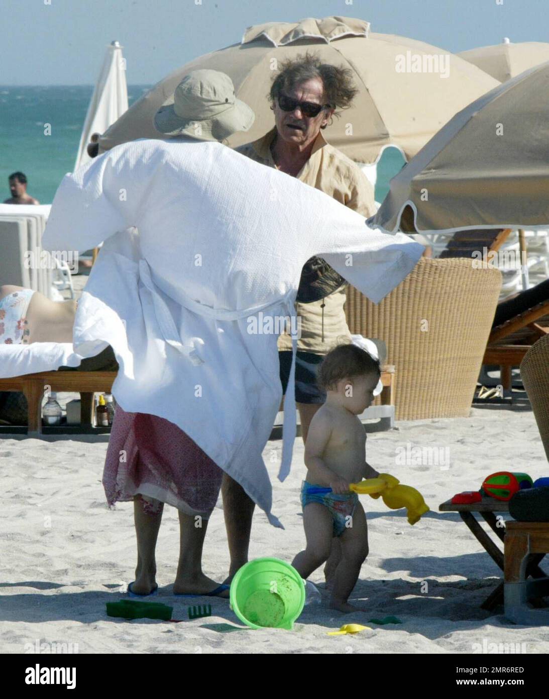 Exclusif !! Harvey Keitel profite d'un après-midi sur Miami Beach avec ...