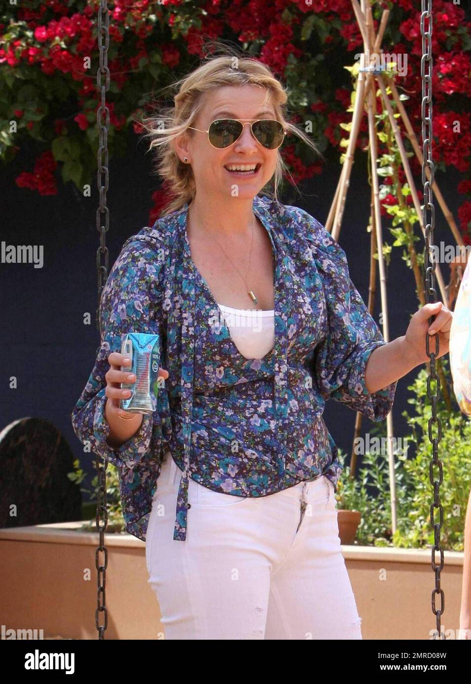 Exclusif !! L'actrice Jessica Capshaw a assisté aujourd'hui à l ...