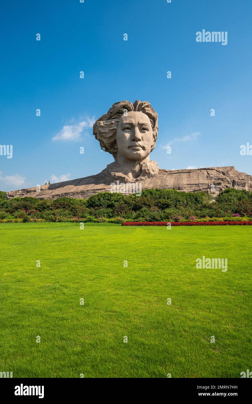 Mao zedong jeunesse art sculpture Banque de photographies et d’images à ...