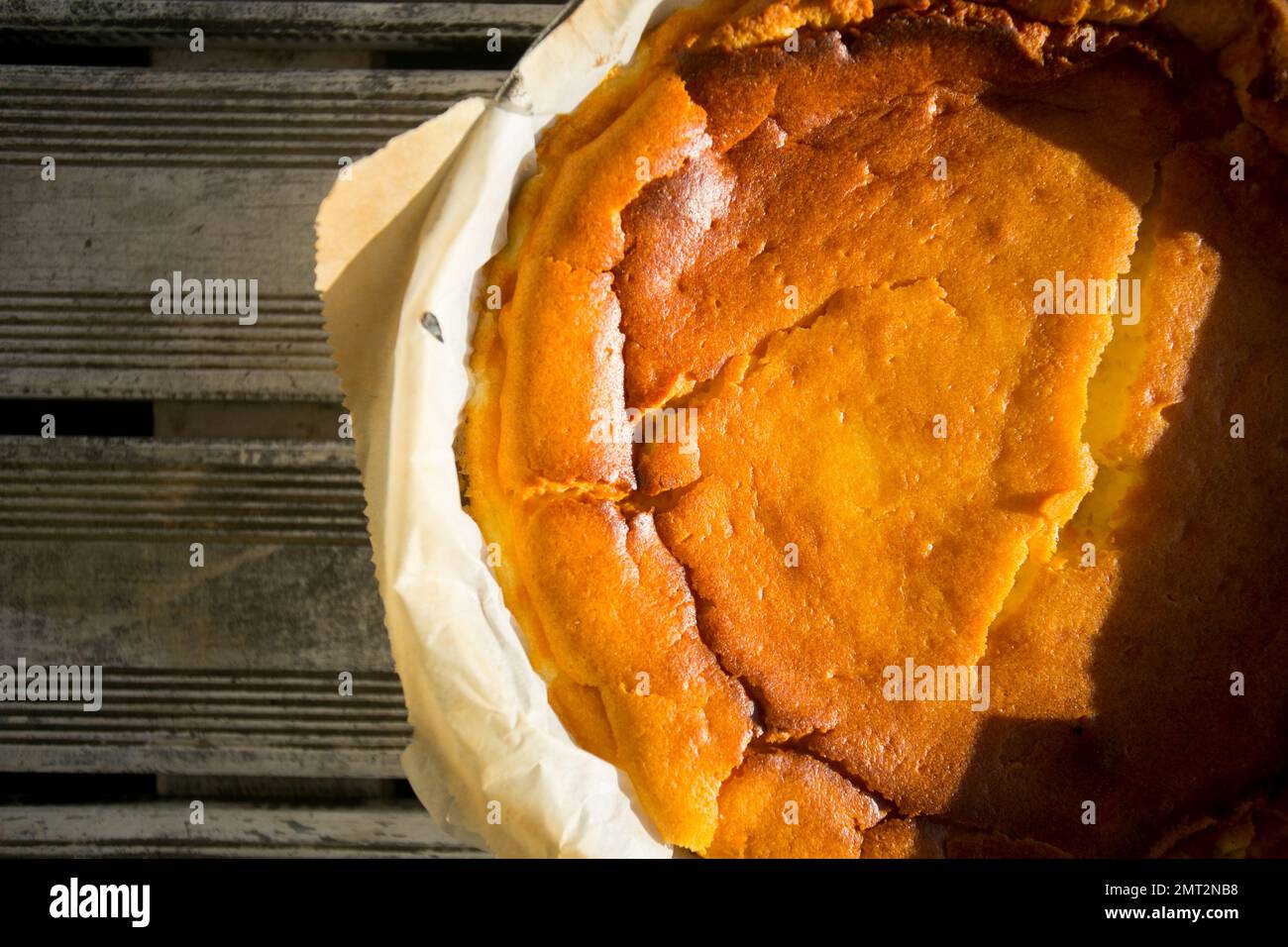 Le cheesecake est un dessert sucré composé d'une ou plusieurs couches ...