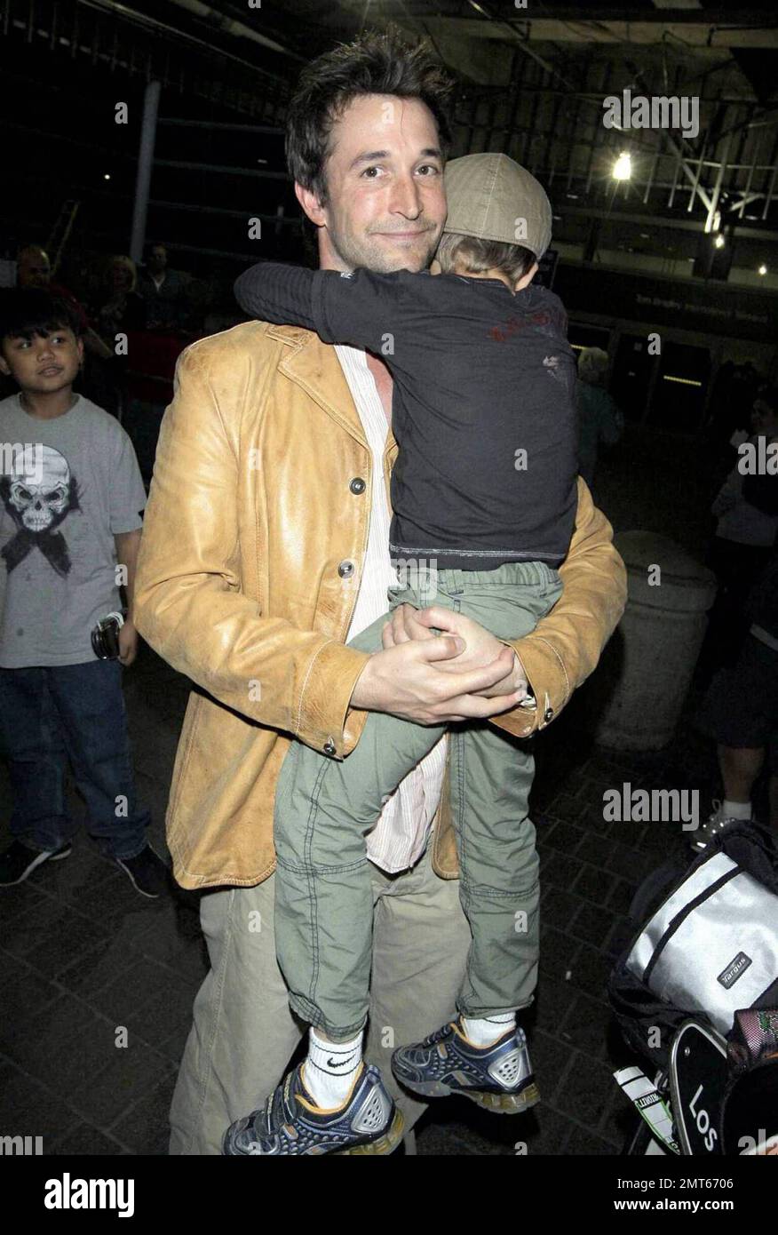 Noah Wylie, la star « ER », et la famille arrivent au bord de l'État à ...