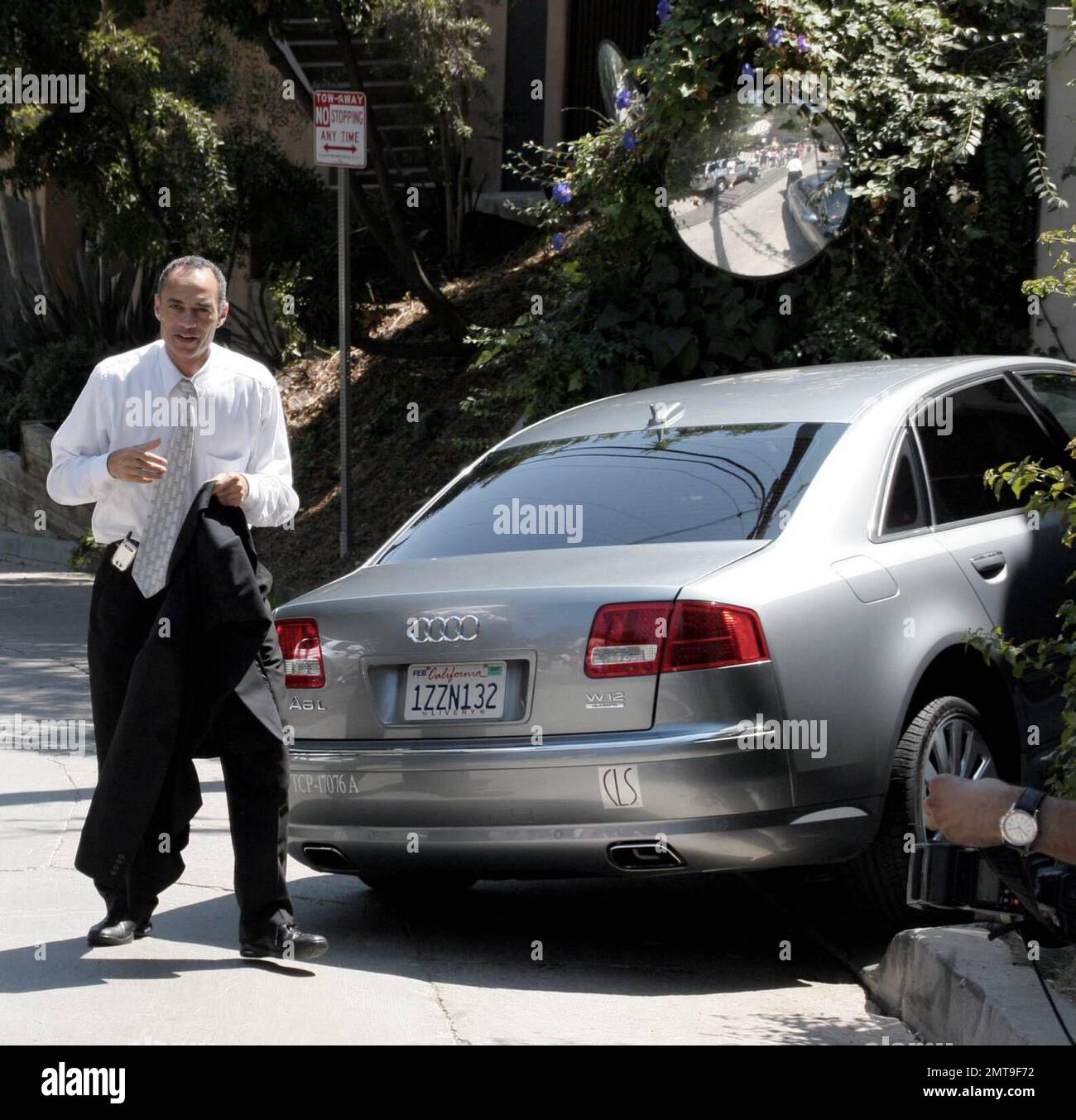 Nicky Hilton quitte la maison de Hollywood Hills à Paris vers. Après l ...