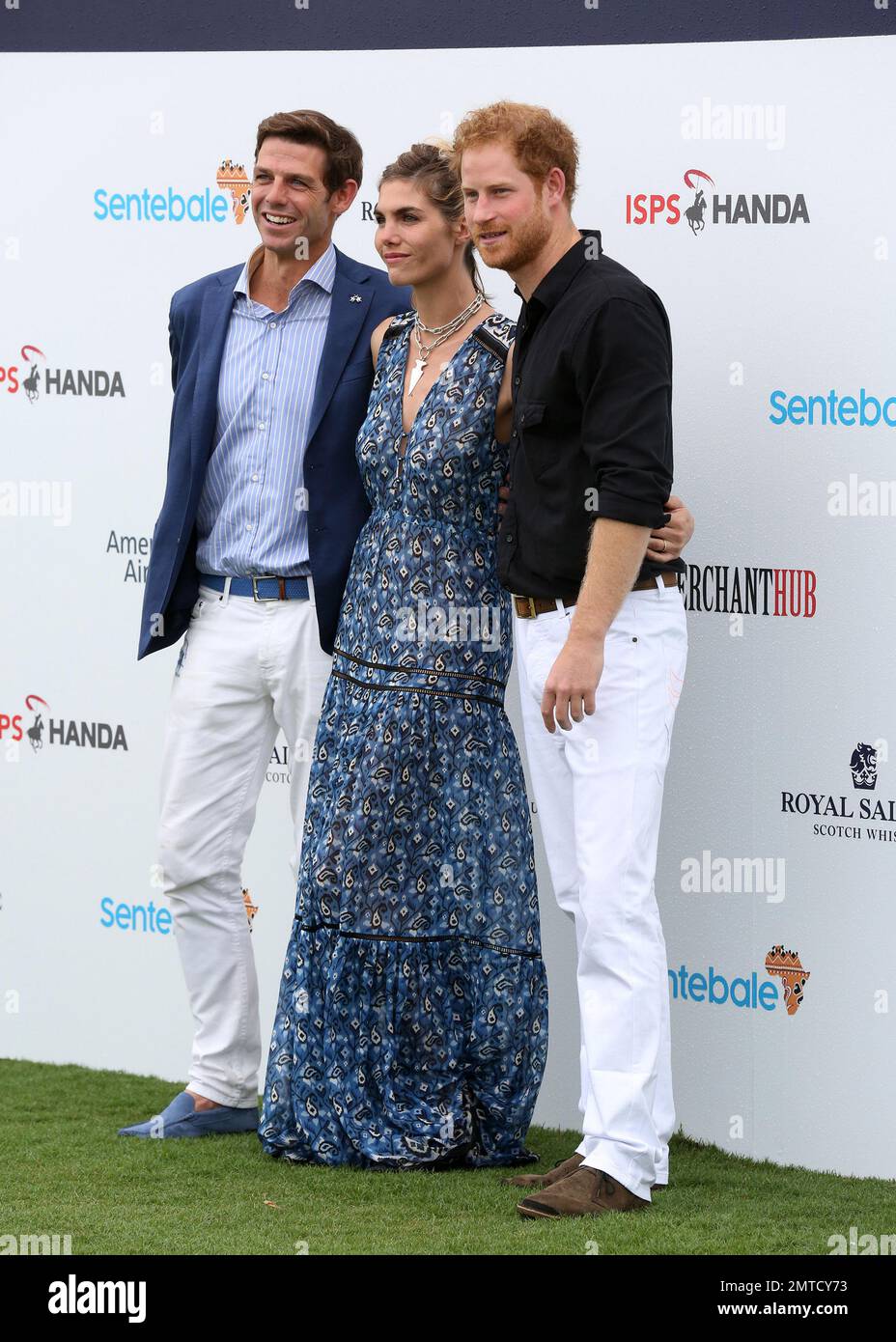 Le Prince Harry, Malcolm Borwick et Delfina Blaquier participent à la ...