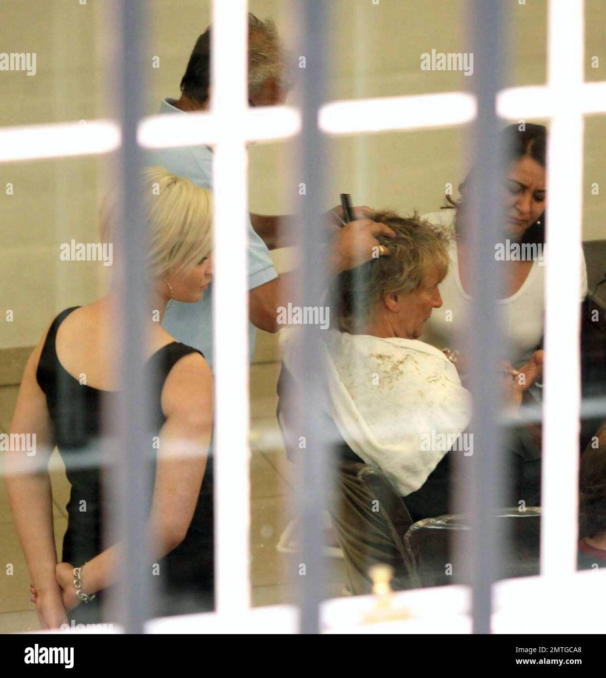 EXCLUSIF !! Le légendaire chanteur de pop rock Rod Stewart s'arrête ...