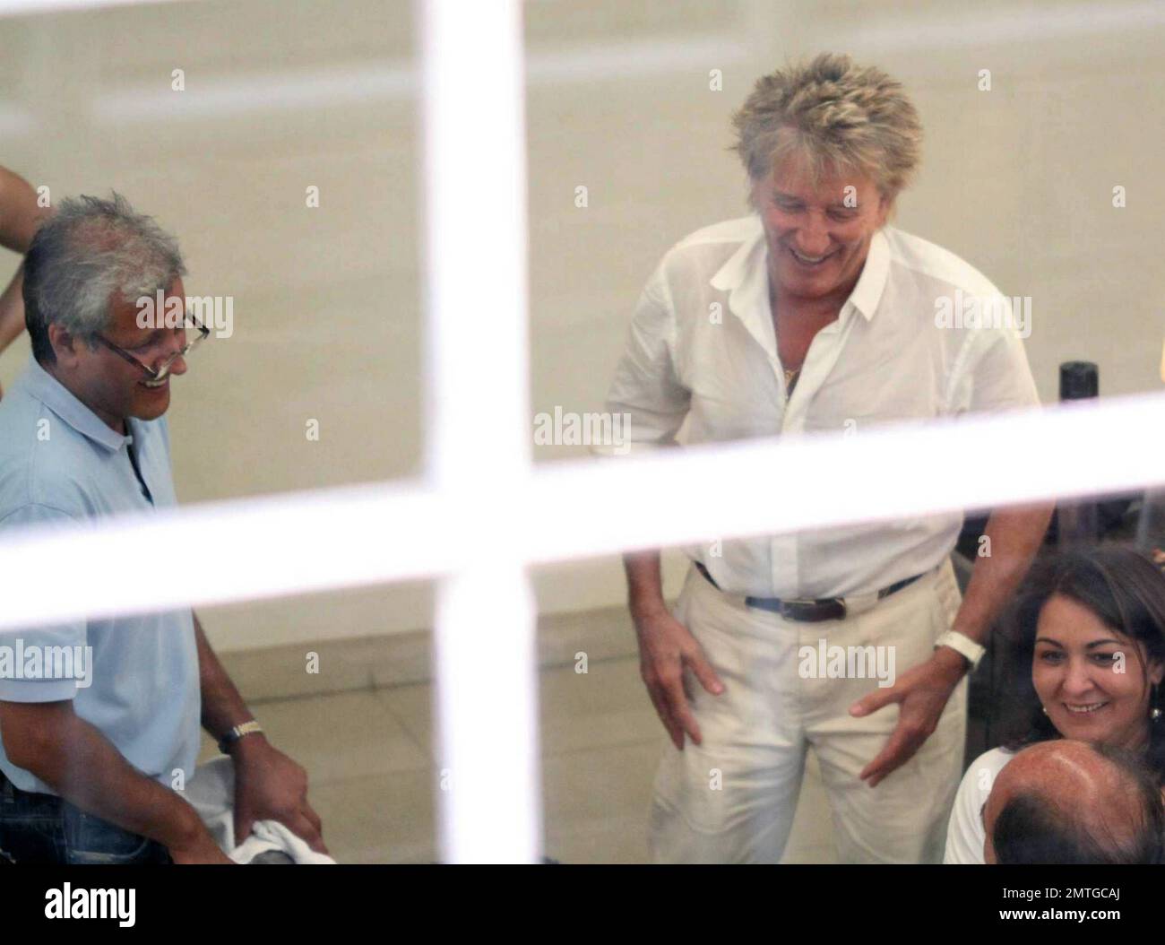 EXCLUSIF !! Le légendaire chanteur de pop rock Rod Stewart s'arrête ...