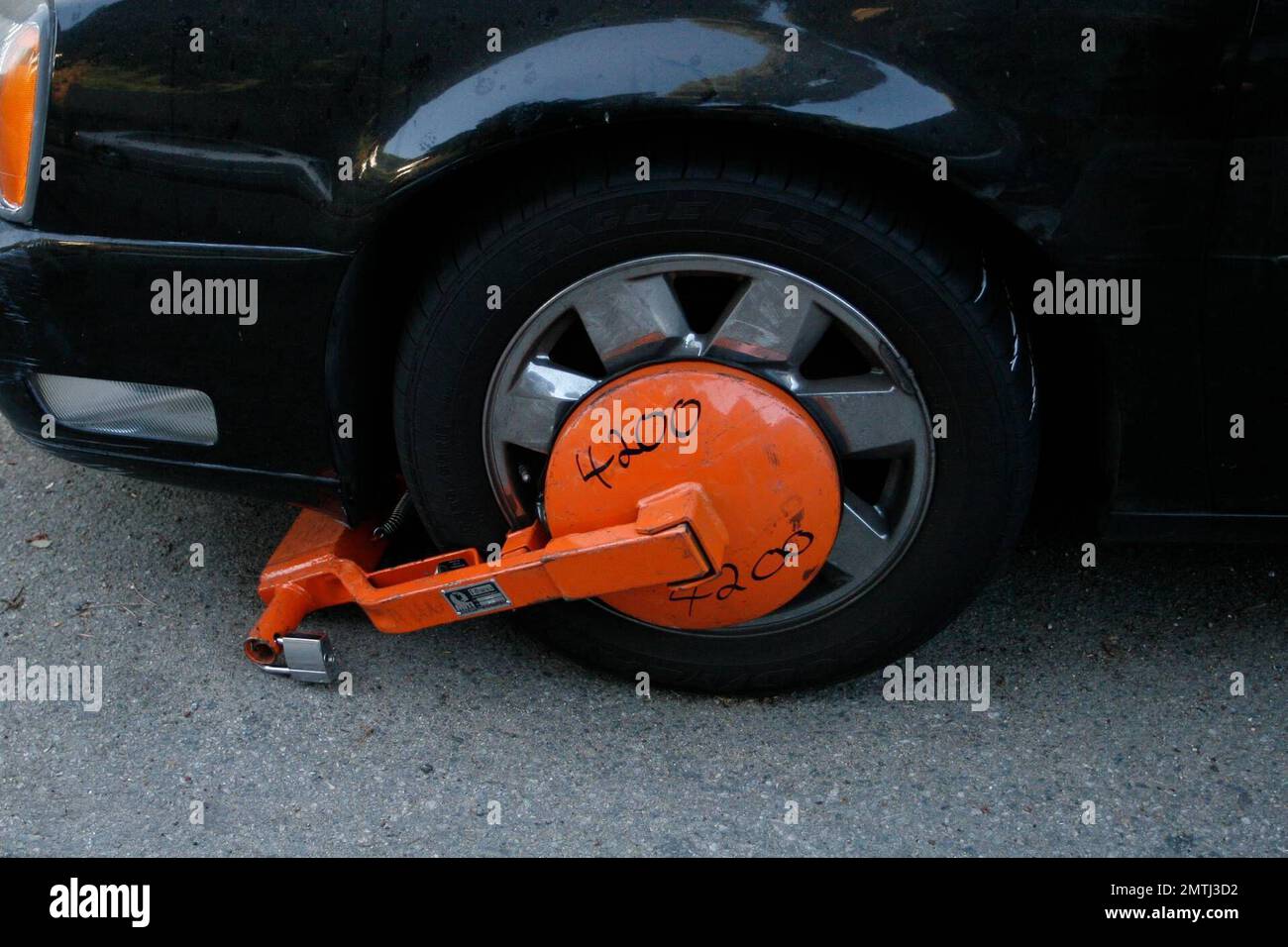 Exclusif !! Alors que Samantha Ronson passe du temps avec Galpal Lindsay Lohan à Miami Beach ...