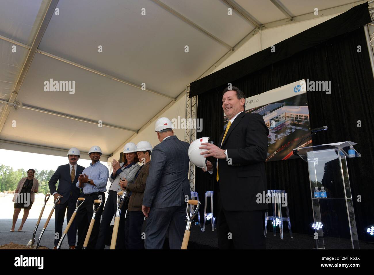 IMAGE DISTRIBUTED FOR HP - HP COO Jon Flaxman relaxes for a moment ...