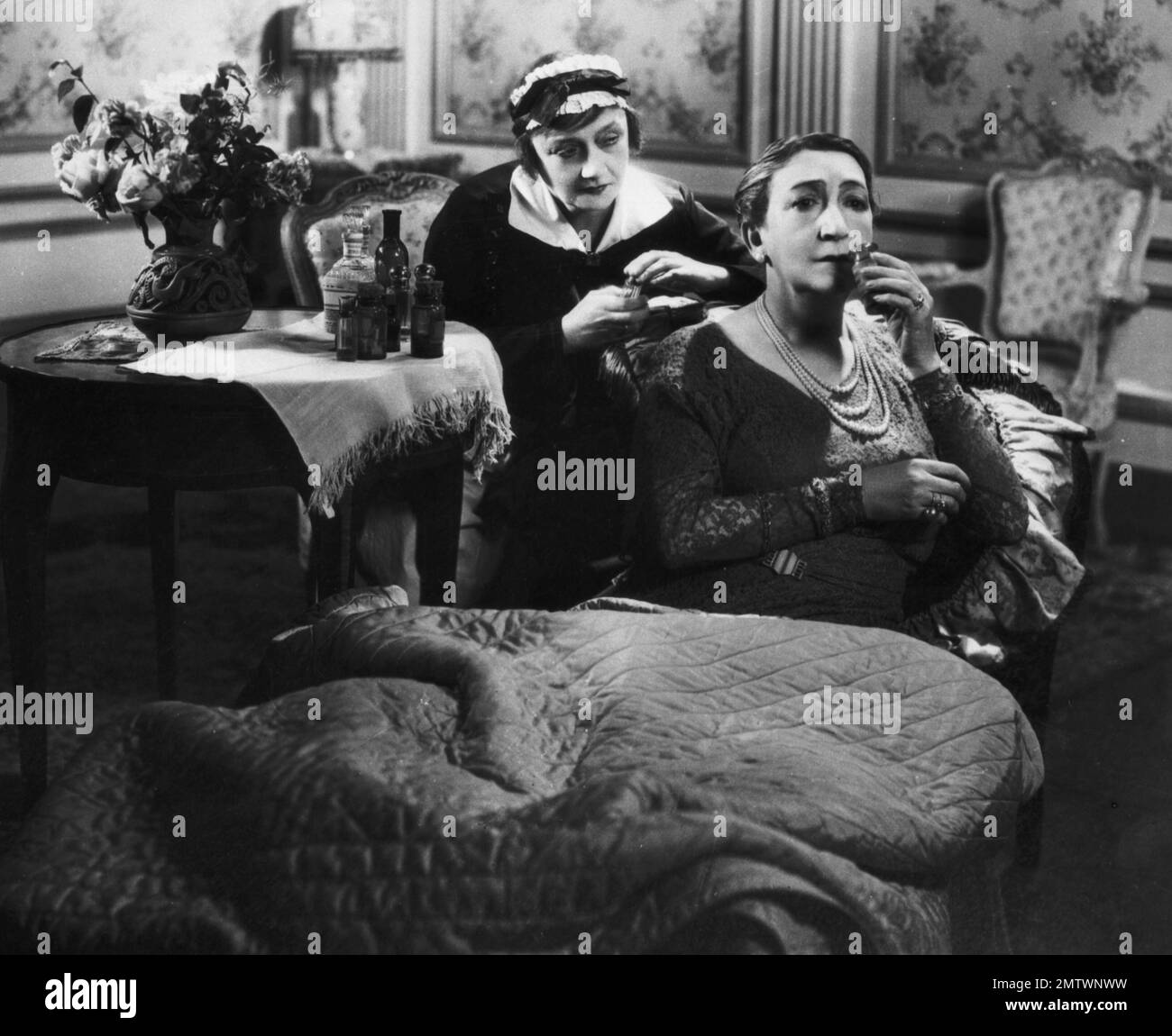 1932 france madeleine guitty marguerite moreno directeur Banque de ...