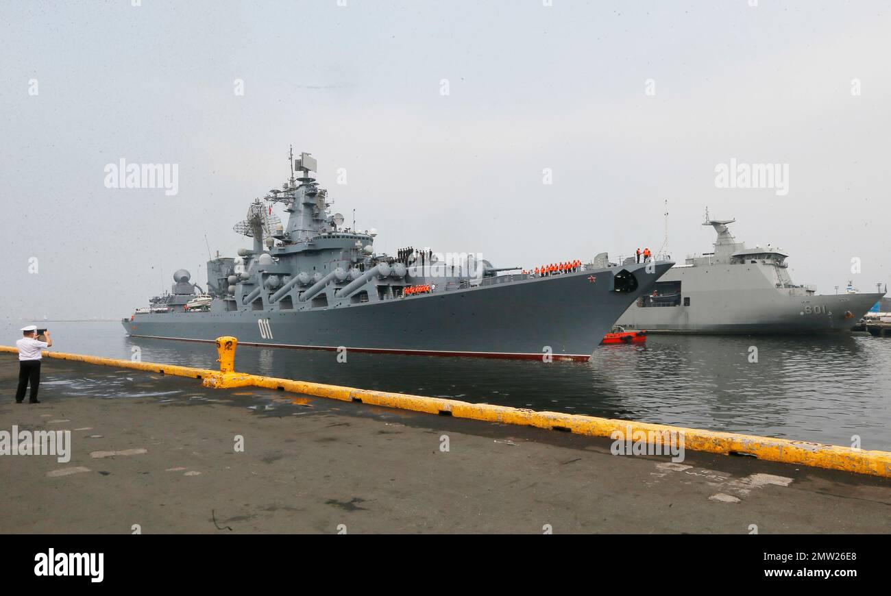 The guided missile cruiser Varyag, the flagship of the Russian Pacific ...