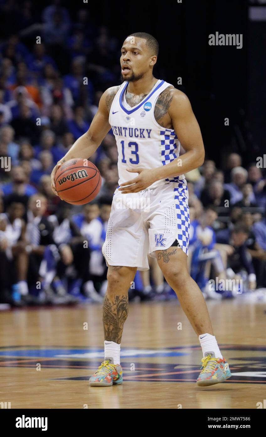 Kentucky guard Isaiah Briscoe plays against UCLA in the first half of ...