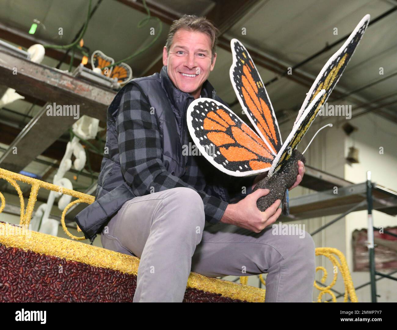 Ty Pennington attends Miracle-Gro's float building day for Tournament ...