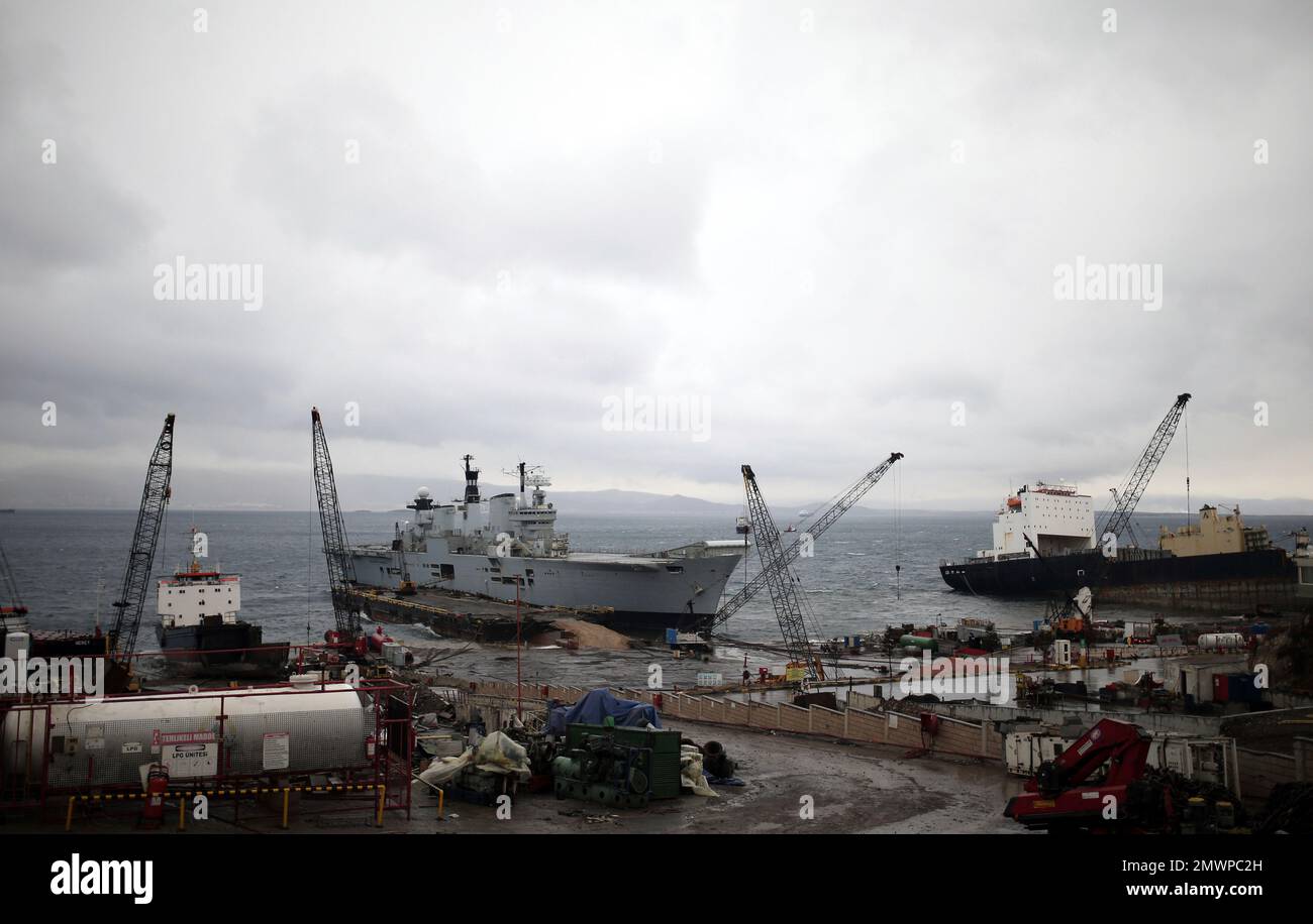 The former Royal Navy aircraft carrier HMS Illustrious at a Turkish ...