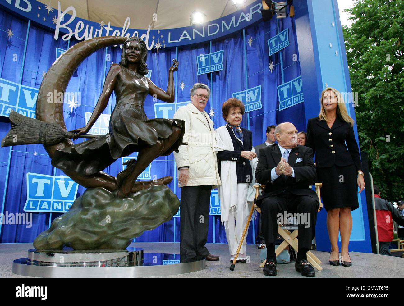 FILE - In this June 15, 2005 file photo, director of the 1960s sitcom ...