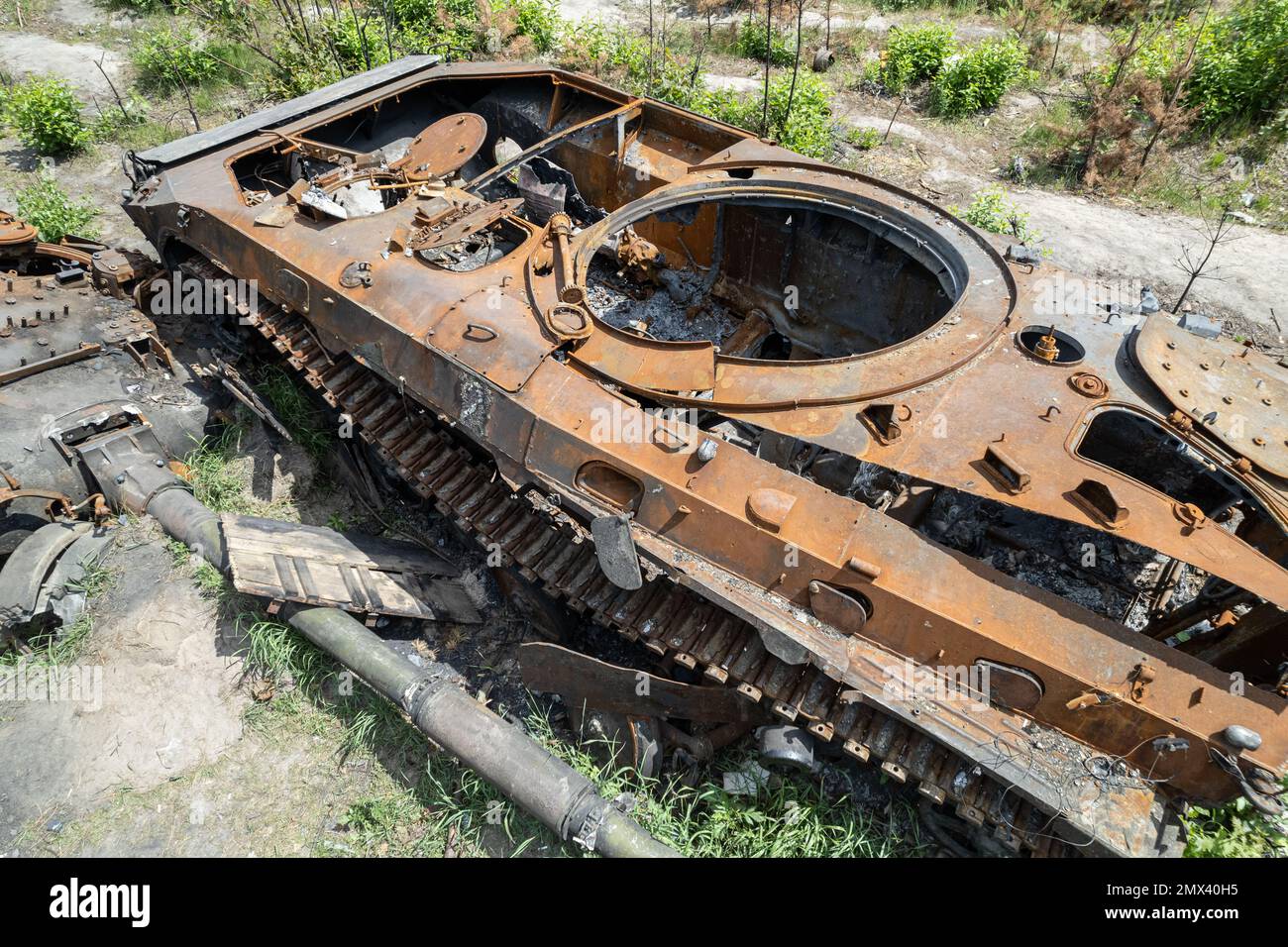 La guerre en Ukraine - détruit le matériel militaire Photo Stock - Alamy