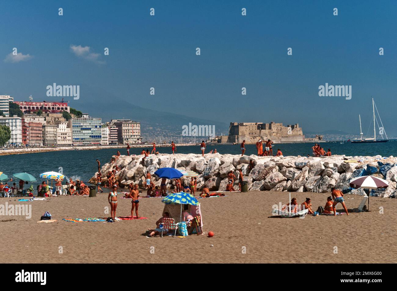 Plage de mappatella Banque de photographies et d’images à haute ...