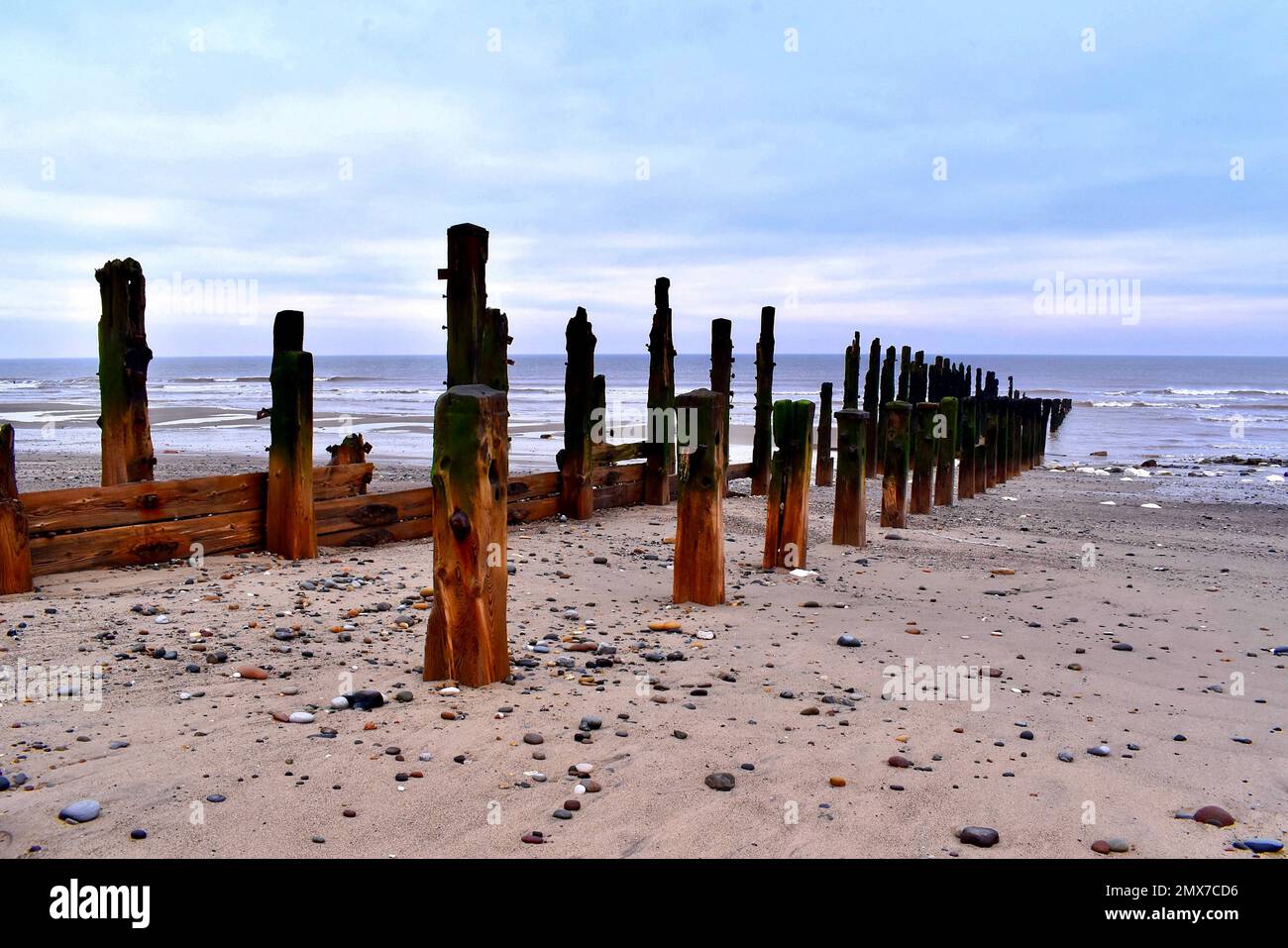 Spurn point groynes Banque de photographies et d’images à haute ...