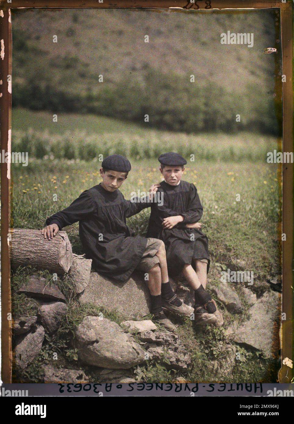 Vallée de la Lesse, Hautes-Pyrénées, France , 1920-1921 - Charente ...