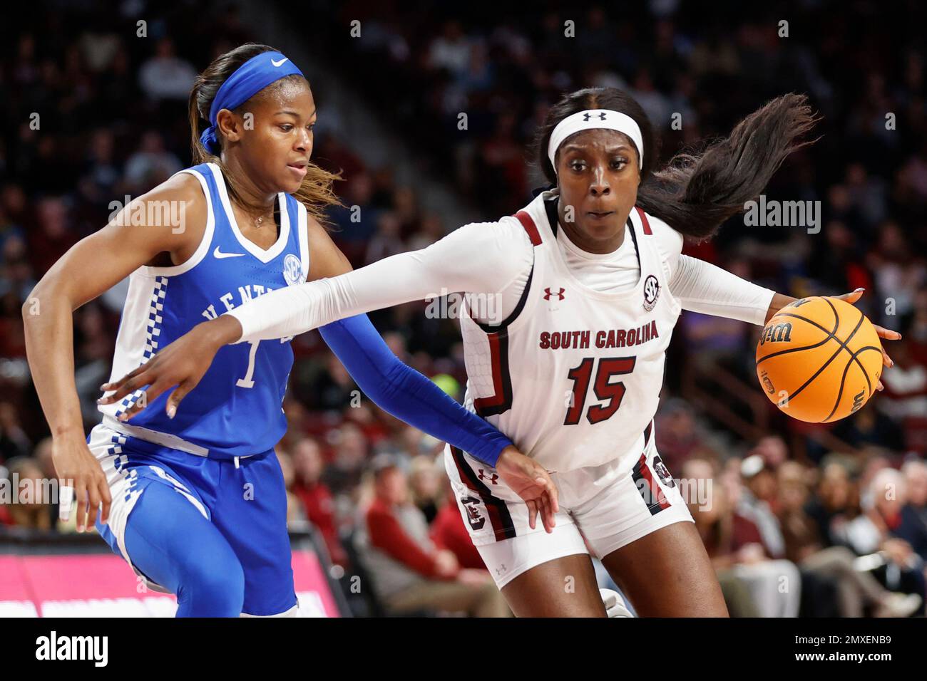 South Carolina forward Laeticia Amihere (15) drives against Kentucky ...
