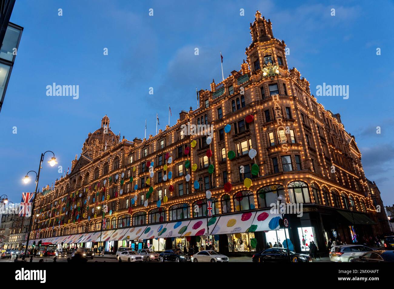 Harrods yayoi kasuma Banque de photographies et d’images à haute ...