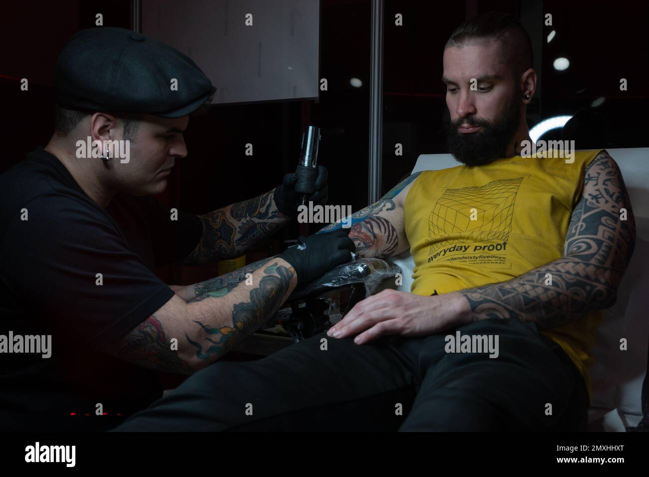 Tatouage de noche Banque de photographies et d’images à haute ...