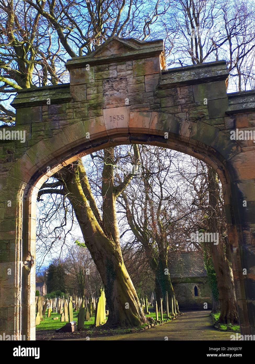 Le cimetière St Leonards de Padiham Lancashire a été ouvert en 1853 car ...