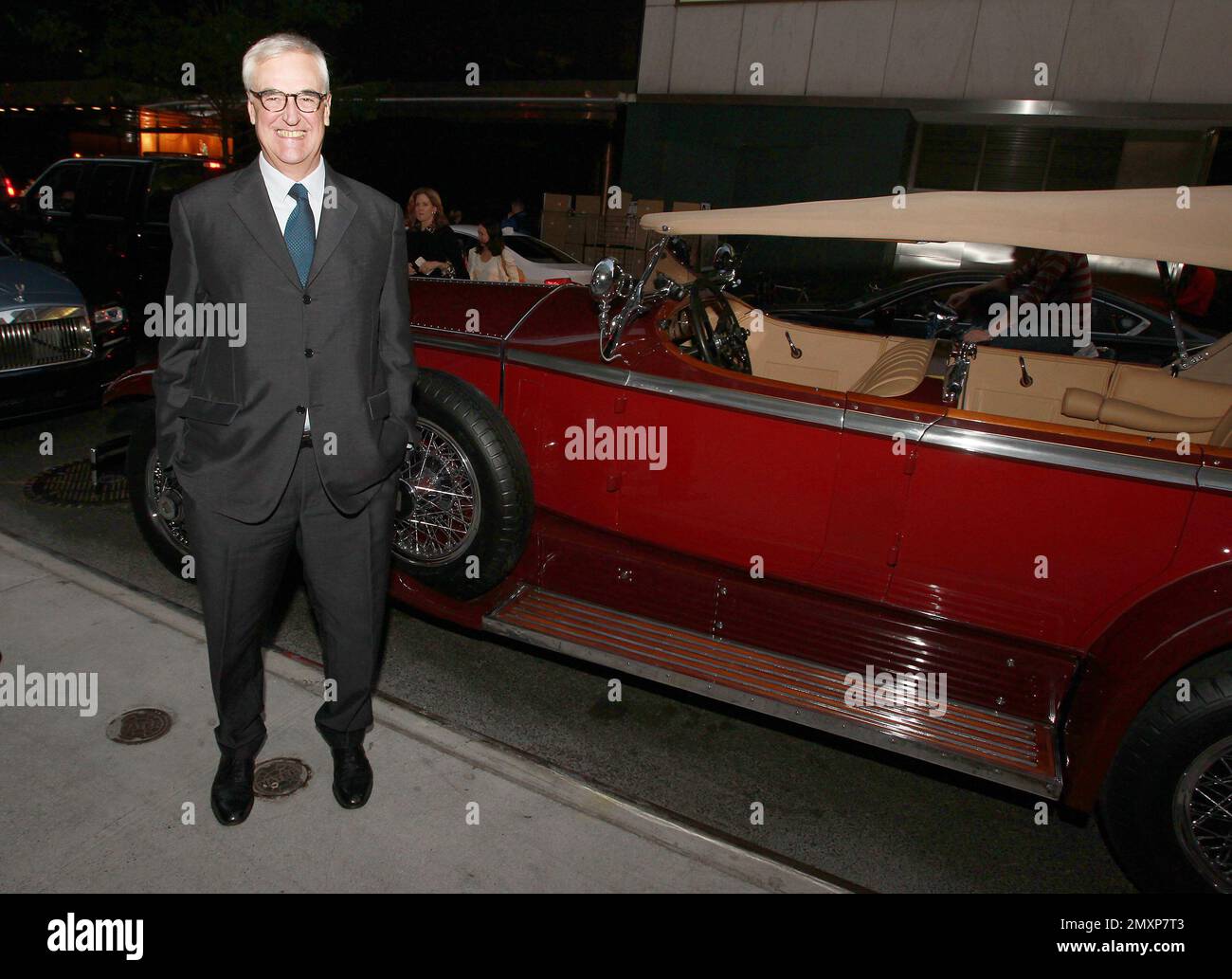 IMAGE DISTRIBUTED FOR HENNESSY X.O ORIGINALS - Hennessy Global Brand ...