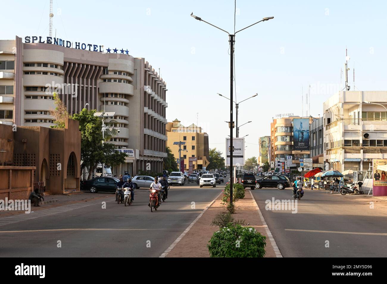 Avenue kwame nkrumah Banque de photographies et d’images à haute ...