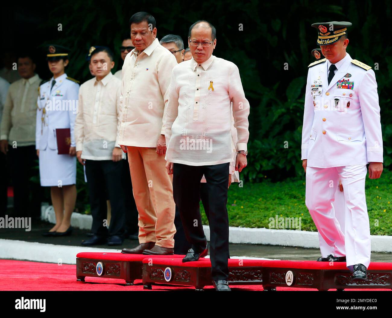 New Philippine President Rodrigo Duterte, center, watches as outgoing ...