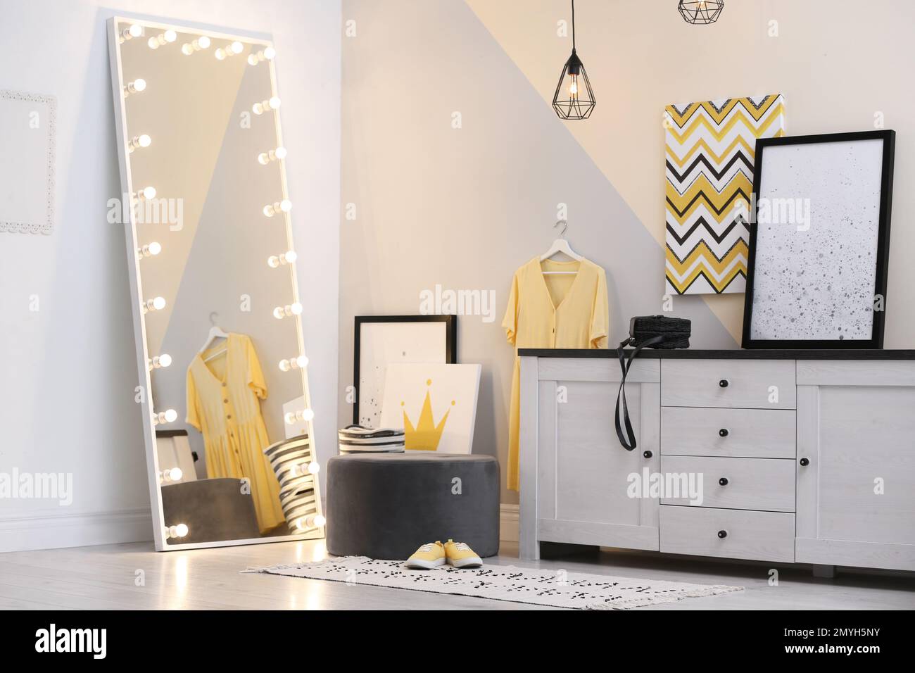 Dressing commode Banque de photographies et d’images à haute résolution ...