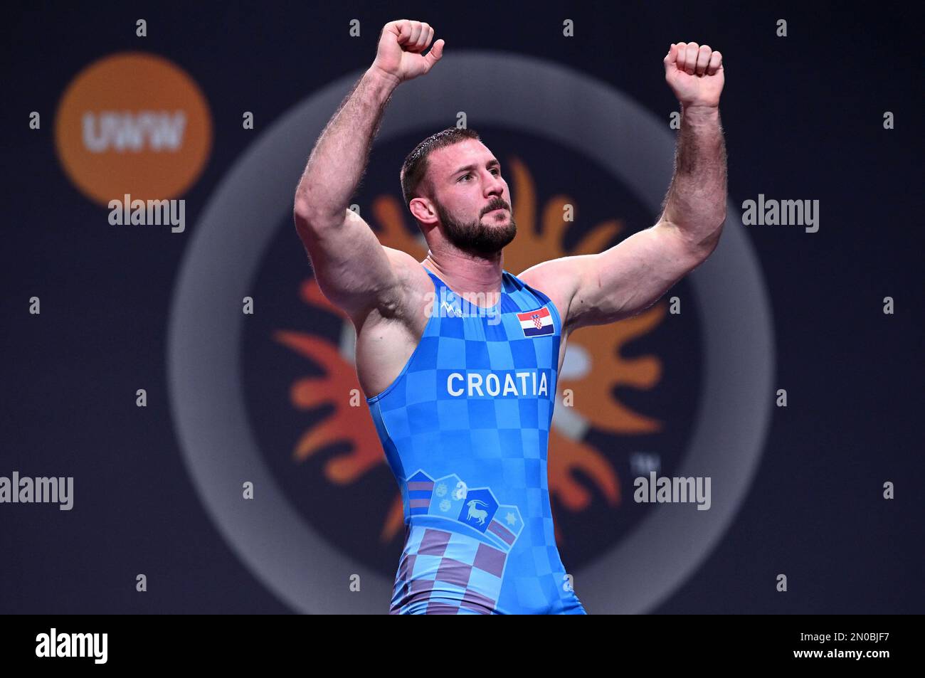 ZAGREB, CROATIE – FÉVRIER 05 : Filip Sacic de Croatie (bleu ...
