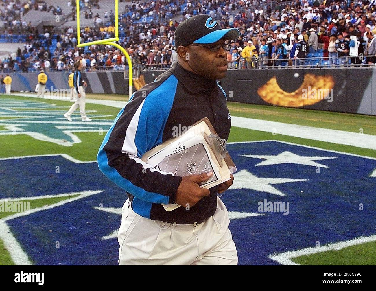 FILE - In this Nov. 16, 2003, file photo, Carolina Panthers linebackers ...